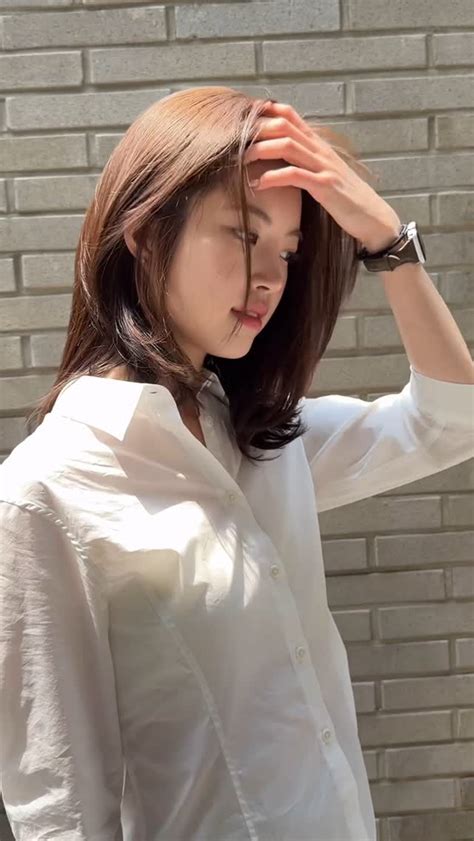 아크아틀리에 혜임 단발 중단발 웜톤염색 부드럽고 포근한 느낌을 원할 때 웜톤염색 으로 추천드리는 모카무스 컬러와 가벼운 텍스쳐와 풍성한 볼륨감이 너무 예쁜 중단발