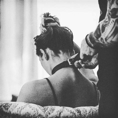 سلام حشریا 😁💦 این تاپیک برا فوت فتیشام جذابه 👄🦶🏻