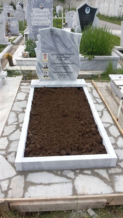 Надгробни паметници и плочи София и окръг ЦЕНИ Каталог Tombstone Diy Tombstone Designs