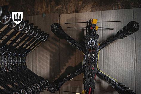 Бойові підрозділи ЗСУ щомісяця отримуватимуть 2 5 млрд гривень на закупівлю дронів Умєров