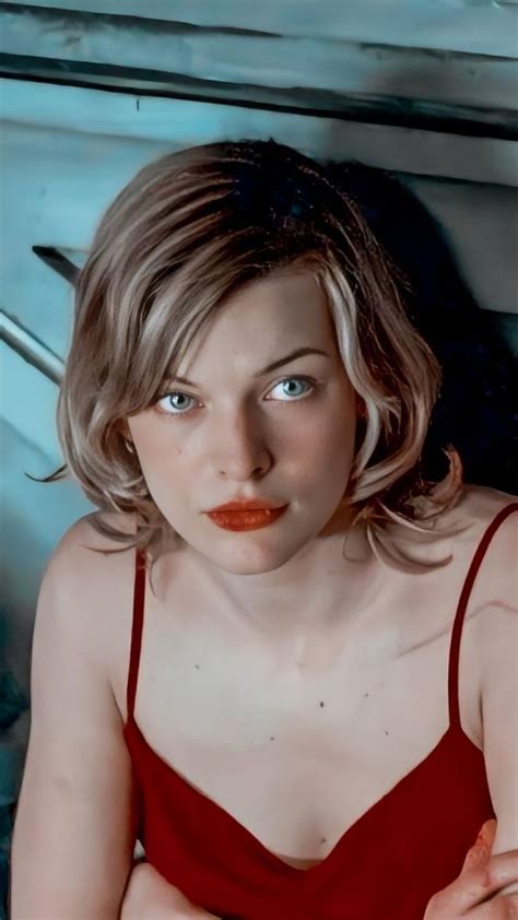 Alice Resident Evil 2002 Beleza De Mulher Inspiração De Look Mulher