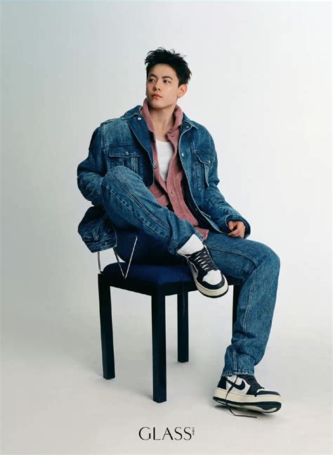 Shuyu Yang｜inside And Outside Glass Magazine China