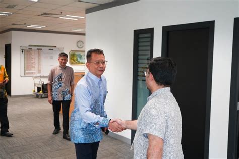 Perbadanan Usahawan Nasional Berhad Punb On Linkedin Encik Izwan Zainuddin Ketua Pegawai