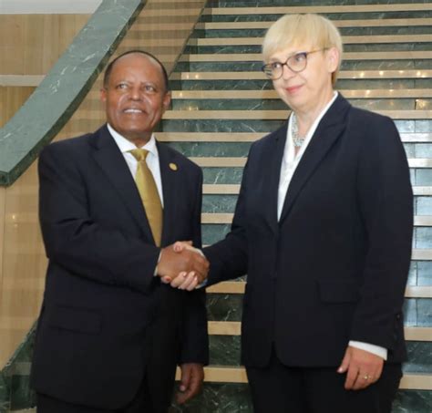 የስሎቬንያ ሪፐብሊክ ፕሬዝዳንት ናታሻ ፒሪክ ሙሳር በኢትዮጵያ የነበራቸውን ይፋዊ የስራ ጉብኝ አጠናቀቁ አዲስ ሚዲያ ኔትወርክ
