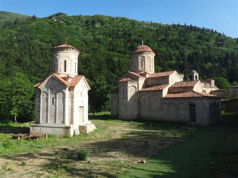 ბევრეთი წმინდა თეკლას სავანე მცხეთის რაიონი • About Ge