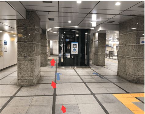 茅場町駅東西線から日比谷線への乗り換えルート