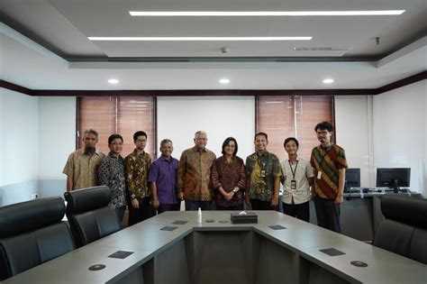 Dwiky Krisyunianto On Linkedin Berkesempatan Bertemu Langsung Dengan Bu Menteri Di Rapat
