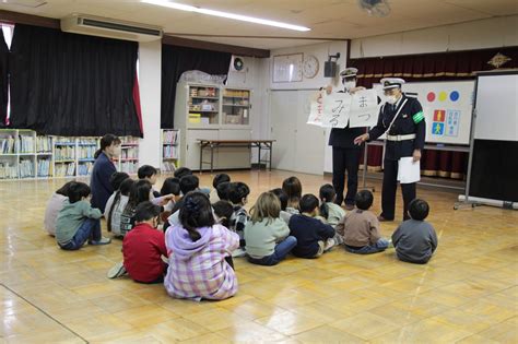草津栗東交通安全協会等による幼稚園児対象の交通安全教室 滋賀県交通安全協会