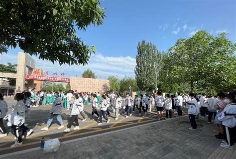 平安产险宁夏分公司圆梦高考，暖心护航