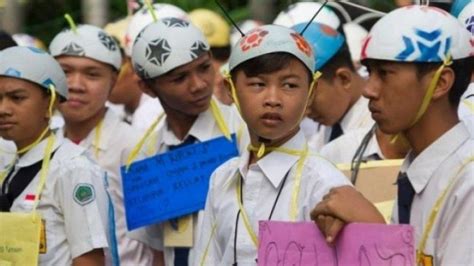 4 Contoh Susunan Acara Mpls Untuk Peserta Didik Baru Sd Hingga Sma