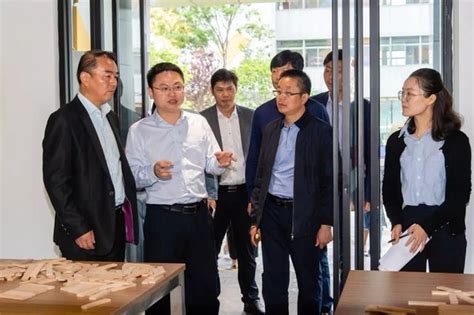乡镇要闻高邮市委宣传部副部长文明办主任杨少荣率队调研悦来镇新时代文明实践所 群众