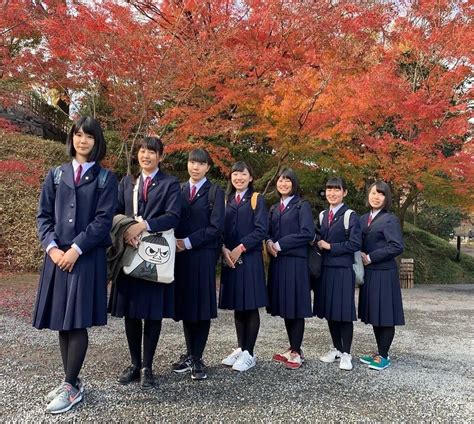 ボード「学校の制服の着こなし」のピン