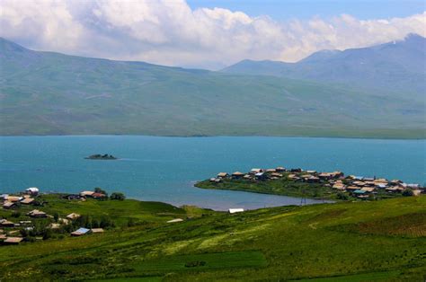 რომელია 10 ყველაზე ლამაზი ტბა საქართველოში იხილეთ ფოტოები Allnews Ge