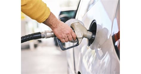 Петролът на ОПЕК спря да поскъпва