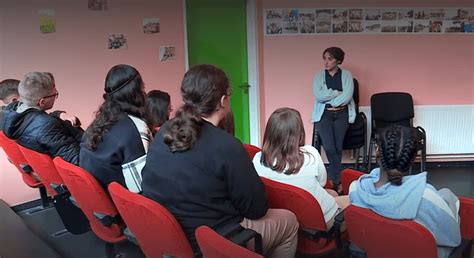 Cours Déducation à La Sexualité Les Collégiens Sensibilisés Académie De Normandie