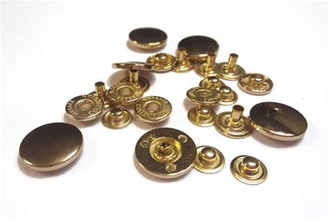 Пуговица клепка: 1904 "Заклепка "Пуговица"