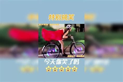 穿裙子骑车的小姐姐真美