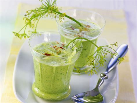 Kalte Gurkensuppe Mit Joghurt Rezept Eat Smarter