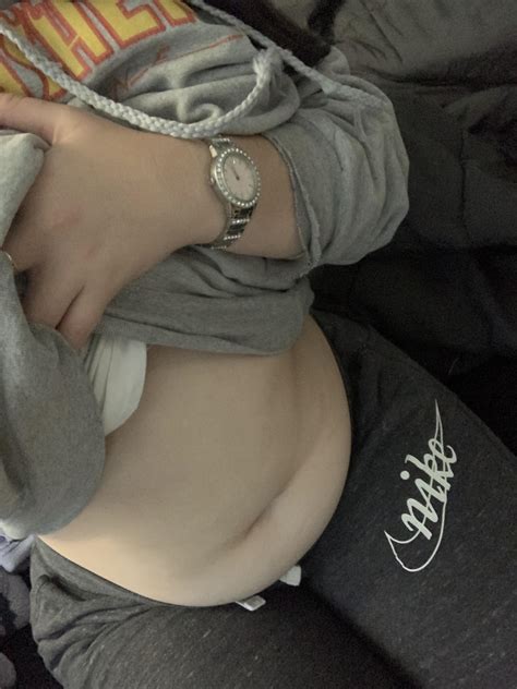 Who Wants To Feed Me Looking For A New Feeder Scrolller