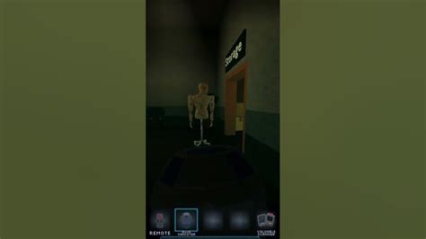 These Sneaky Mannequins Roblox Descent Youtube