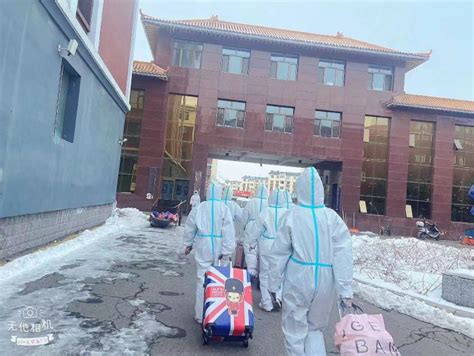 养成教育商学院养成教育助人为乐小组开展暖心关怀健康防疫众志成城活动 长春光华学院商学院