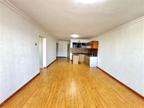 БЗД т Халдвартын эмнэлэгийн хажууд байрлалтай 2 өрөө худалдана