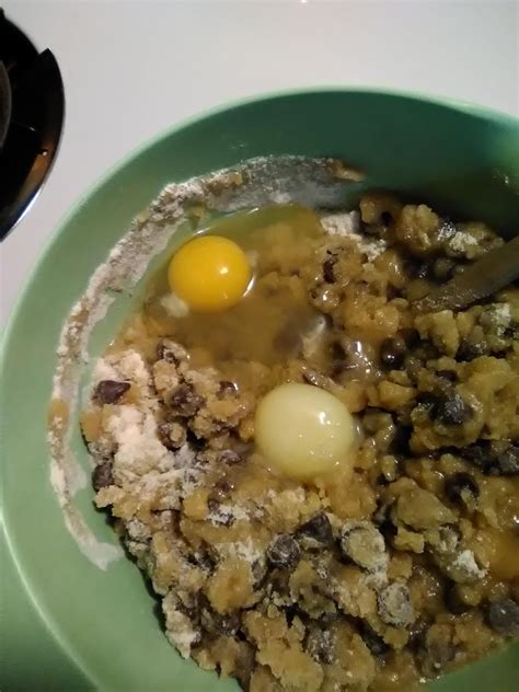 Why Is One Of My Egg Yolks White And Is It Safe To Eat R