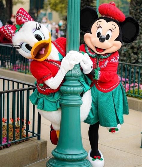 ボード「my One True Love Disney」のピン ディズニーランド 画像 デイジーダック サムライアート