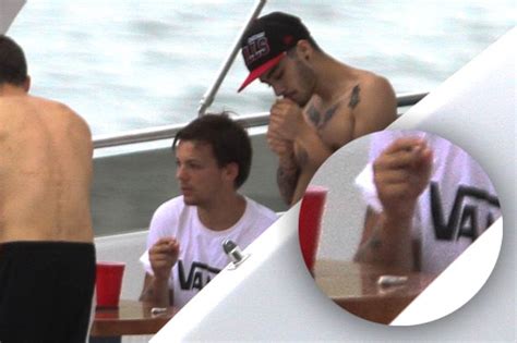 Louis Tomlinson Shirtless Kiss You