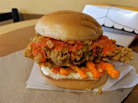 Review Kfc Cheetos Sandwich And Cheetos Popcorn Nuggets