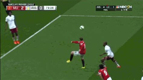 Check Out Wayne Rooneys Spectacular Piece Of Footwork  On Imgur