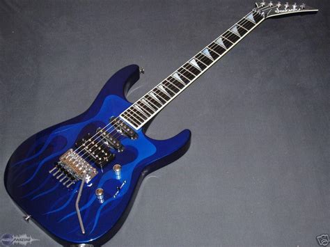 Master Built Jackson Reviews Jackson USA Custom Shop SL1 Soloist Mike