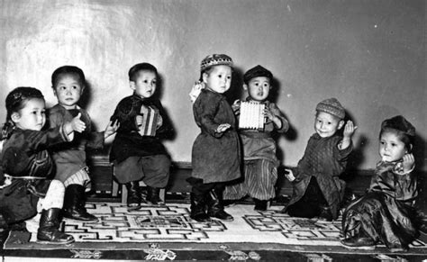 Багш нарын өдөрт ЗОРИУЛАВ