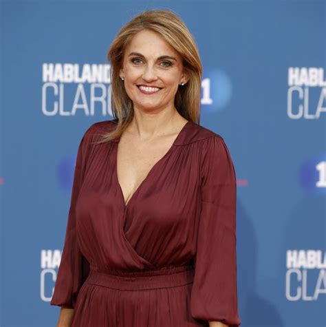 Lourdes Maldonado Se Corta El Pelo Por Las Mujeres De Irán