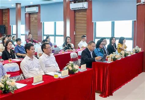 Sáng Tạo ứng Dụng Số Trong Thương Mại điện Tử Vietnam Journal