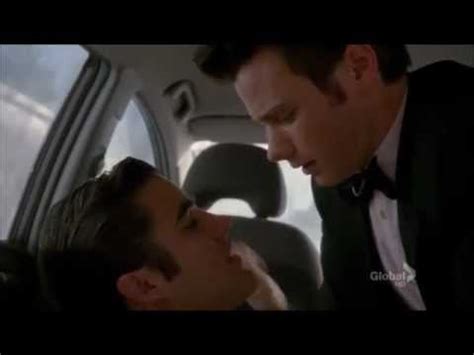 Glee 4x14 Klaine Kiss In Car Youtube