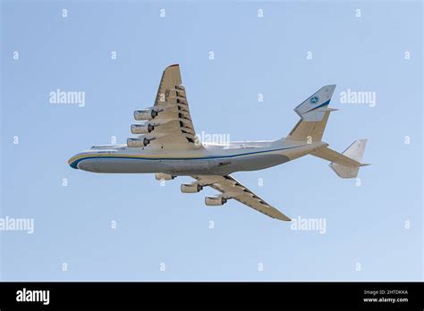 Antonov 225 Compared To 747