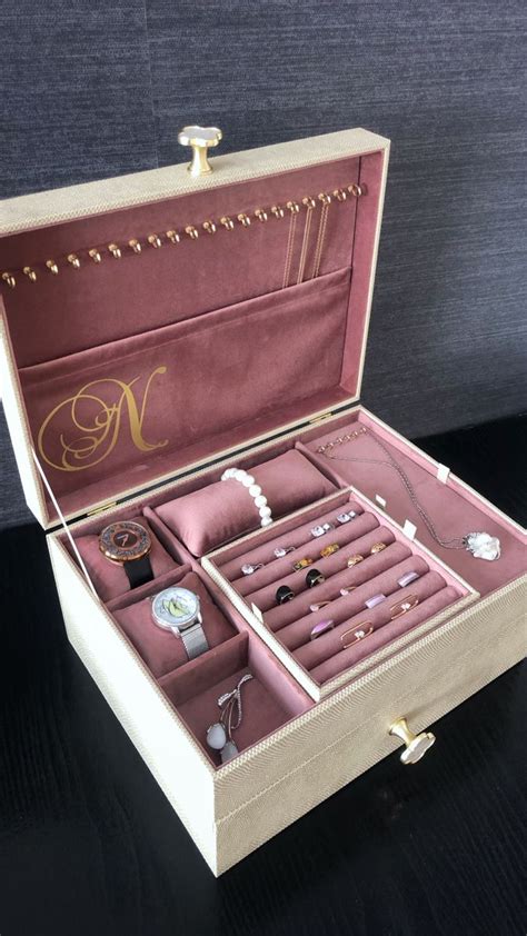 Шкатулка для украшений и часов Подарок девушке женщине в день рождения в интернет магазине