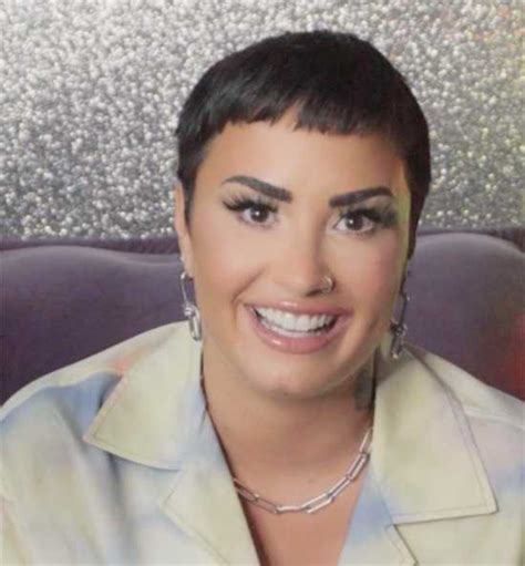 Demi Lovato Se Declara Género No Binario Farandulista