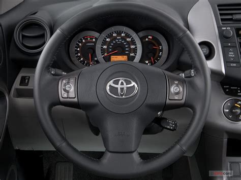 2007 Toyota Rav4 11 Interior Photos Us News