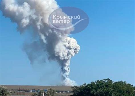 В Криму пролунали вибухи соцмережі