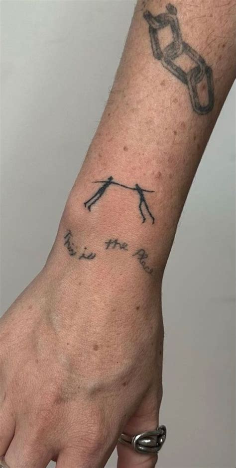 Pin By Idoia Díaz Olmedo On Tatuuuuus Small Tattoos Tattoos Minimal