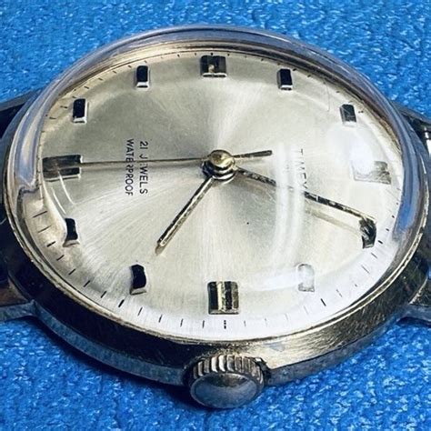 Vintage 1968 Timex 21 Jewels Waterproof Watch No Band For Parts Repair