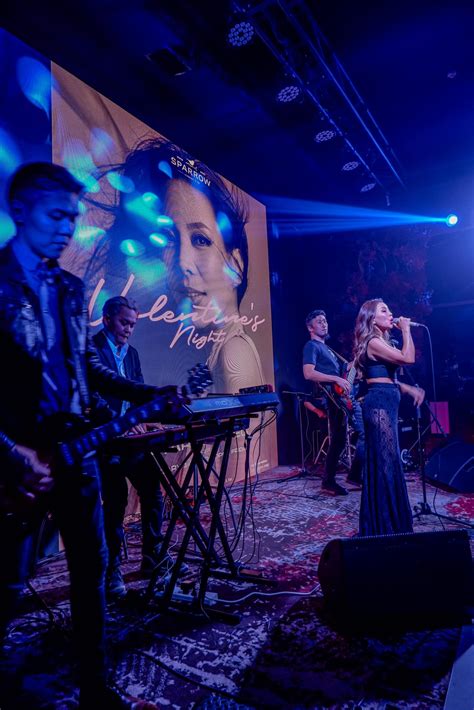 Sparrow Restaurant And Bar 💖 Valentines Day 💖 Дурлалт хосуудын өдөрт зориулсан Дуучин