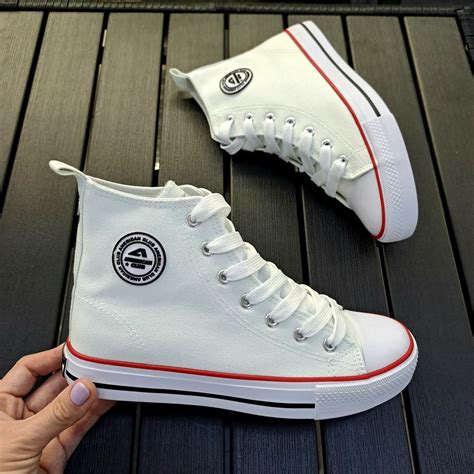 Конверси кеди підліткові білі American Club 37 41р ціна 711 ₴ купити на Prom Ua