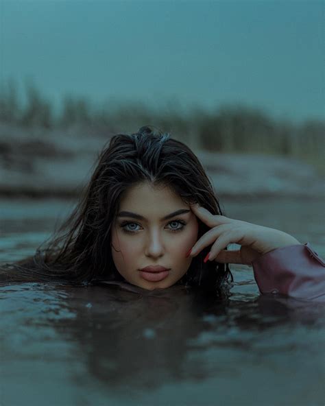 ‎عزالدين جعفر مصور 📸‎ ‎جلسات تصوير والاستفسار 💌 الاتصال على الرقم