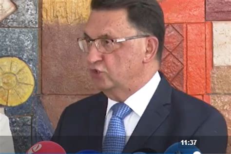 НАРОДНА БАНКА ЈА ОТВОРИ ПАНДОРИНАТА КУТИЈА НА БАНКАРСКИТЕ НАДОМЕСТОЦИ Славески очекува банките