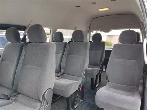 Toyota Hiace Wagon Grand Cabin 2017 Silver 110038 Km Details