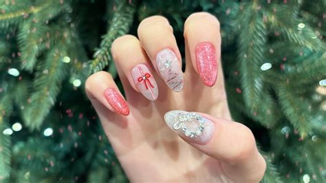 셀프네일💅🏻 해피 홀리데이~💝 연말에 하기 좋은 반짝반짝 크리스마스 네일🎄 크리스마스네일 연말네일 겨울네일 자석네일 Youtube