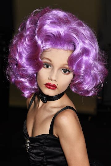Thousands Find Fabulousness At Javits Amnewyork